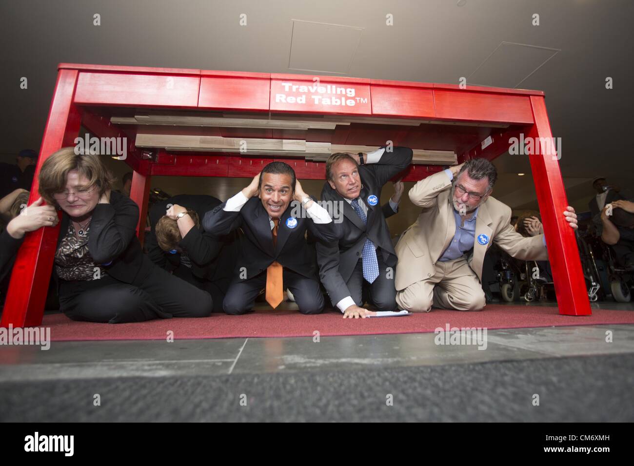 Lucy jones scientist hi-res stock photography and images - Alamy