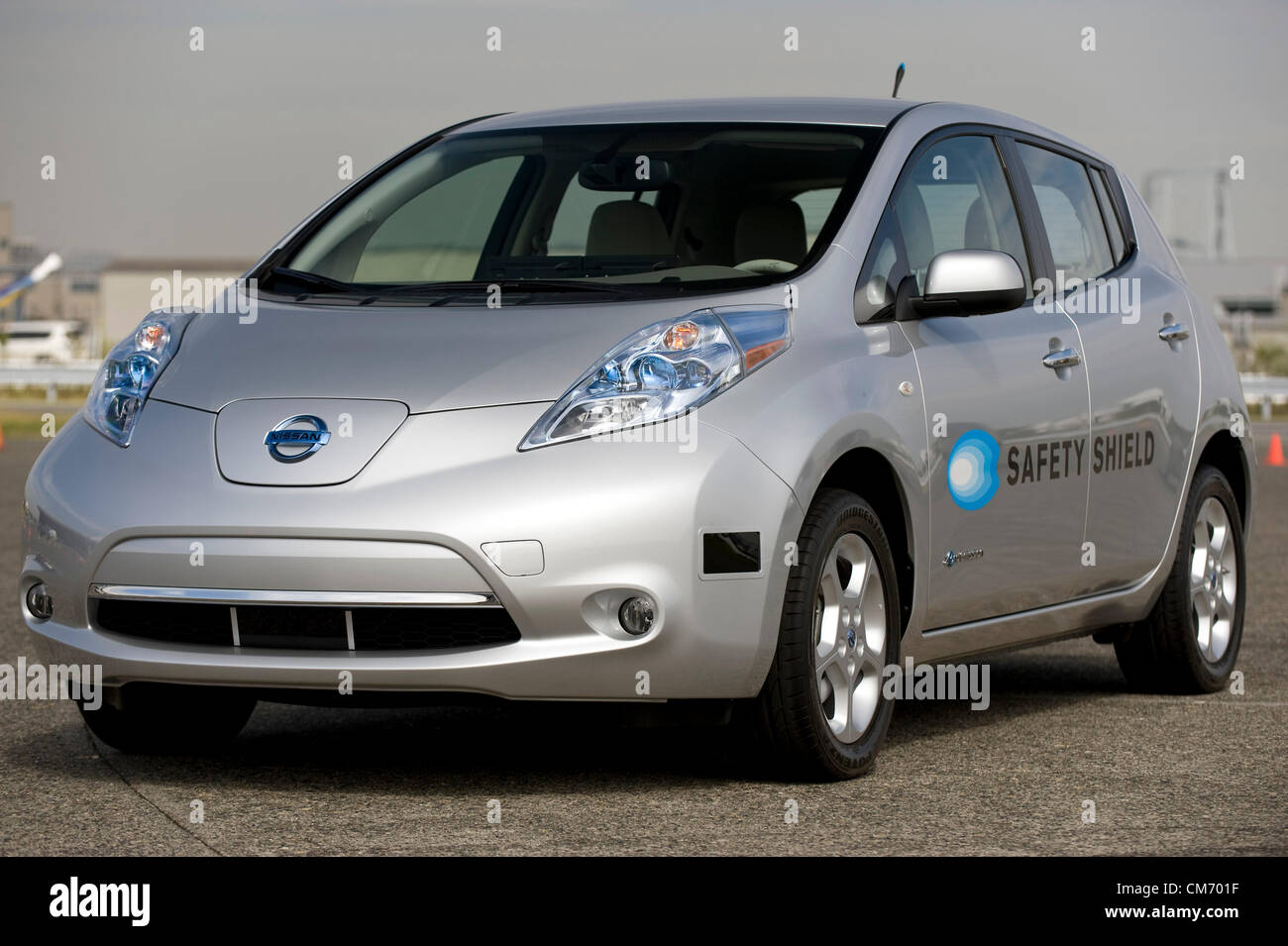 Photo shows sensors and camera fitted to the front and rear of a Leaf ...