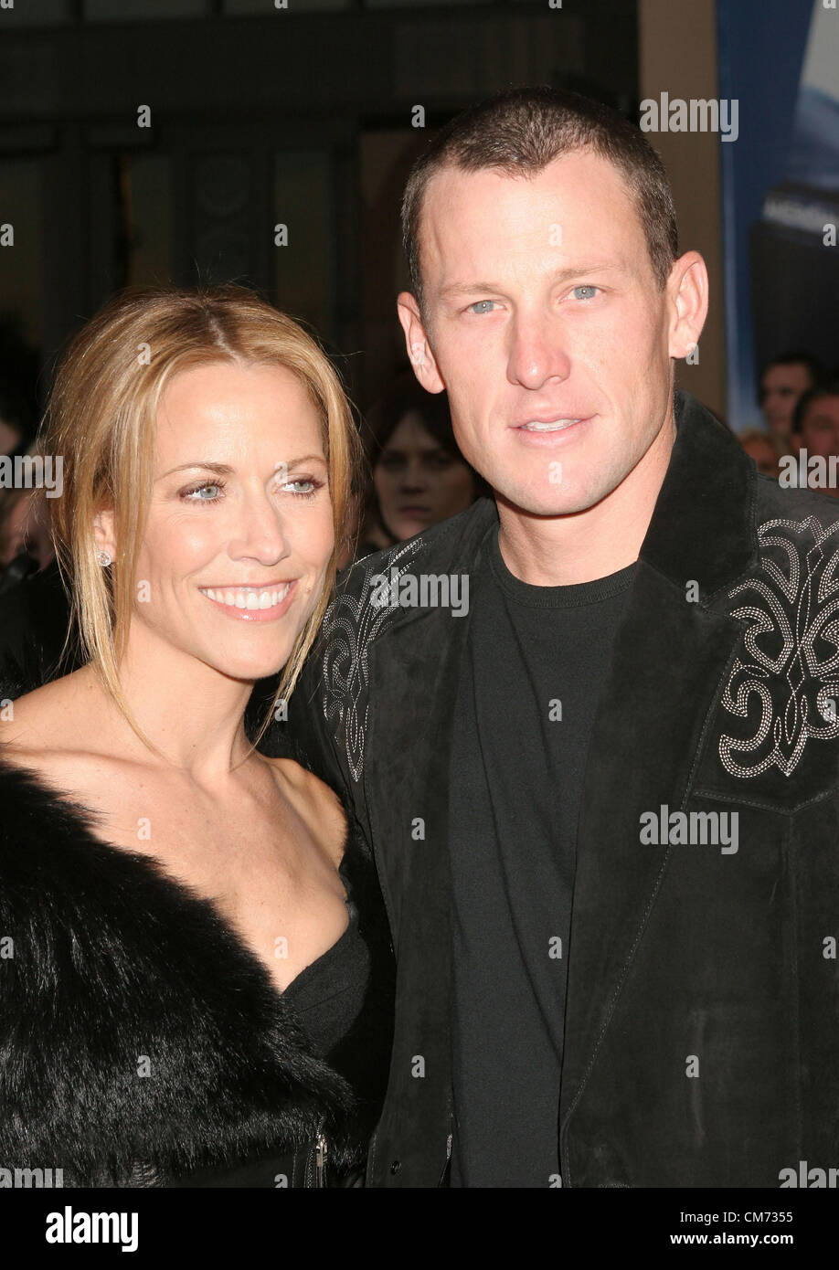 Nov 22, 2005 - Los Angeles, California, U.S. - Singer SHERYL CROW and ...