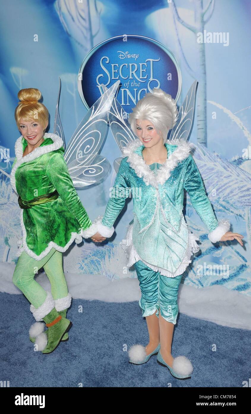 Tinker bell premiere hi-res stock photography and images - Alamy