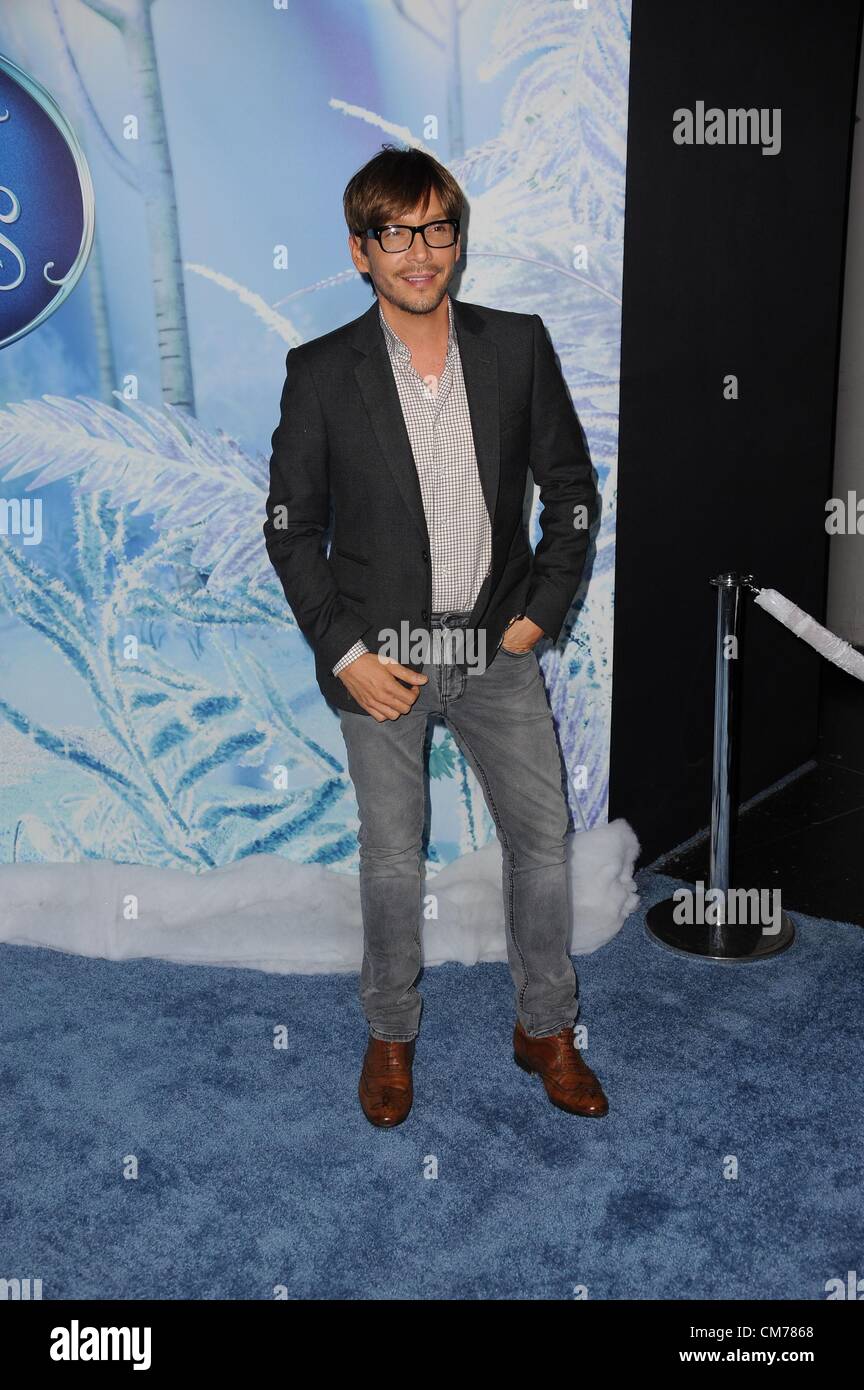 Ken Paves at arrivals for SECRET OF THE WINGS Premiere, AMC Loews ...