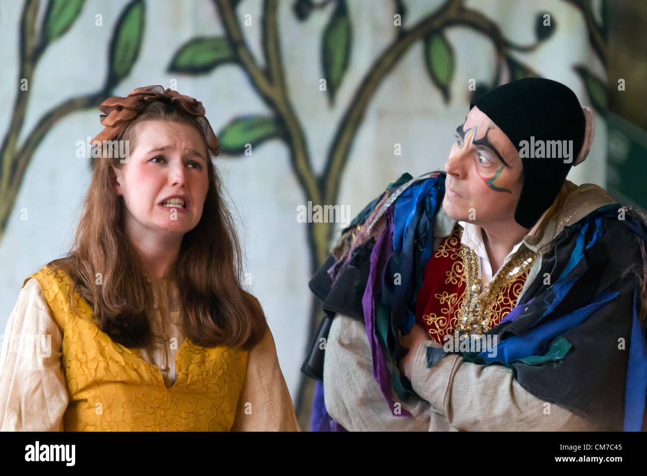 Jessica Sian (Helena), Graham Christopher (Theseus) in 'The Lovers ...