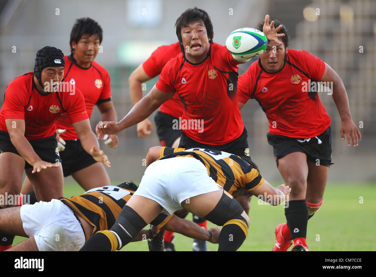 Tokyo, Japan. Lee Songchang (Teikyo), October 21, 2012 - Rugby : Kanto ...