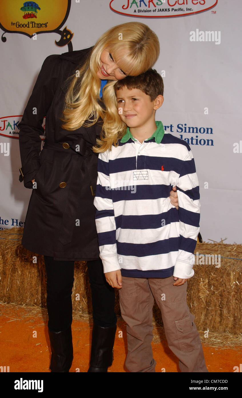 Charlotte ross and son hi-res stock photography and images - Alamy