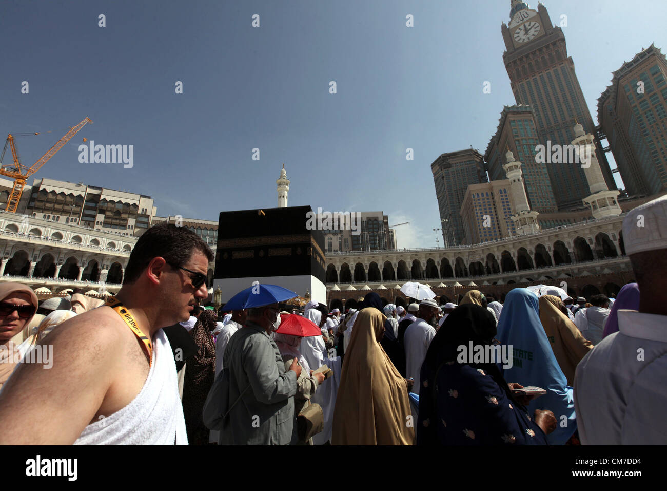 Oct. 20, 2012 - Mecca, Mecca, Saudi Arabia - Muslim pilgrims walk ...