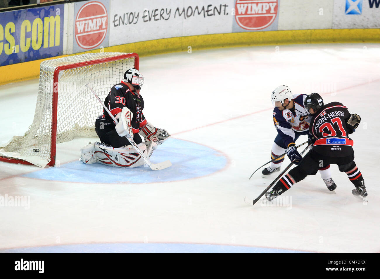 Guildford, UK. 21st October 2012. The Guildford Flames Ice Hockey club ...