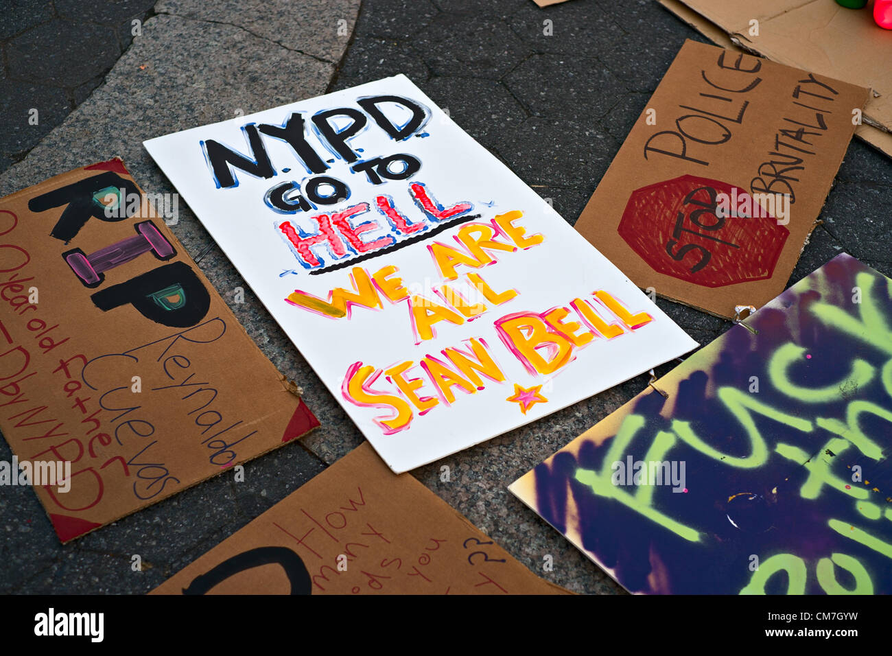 Union protest signs hi-res stock photography and images - Alamy