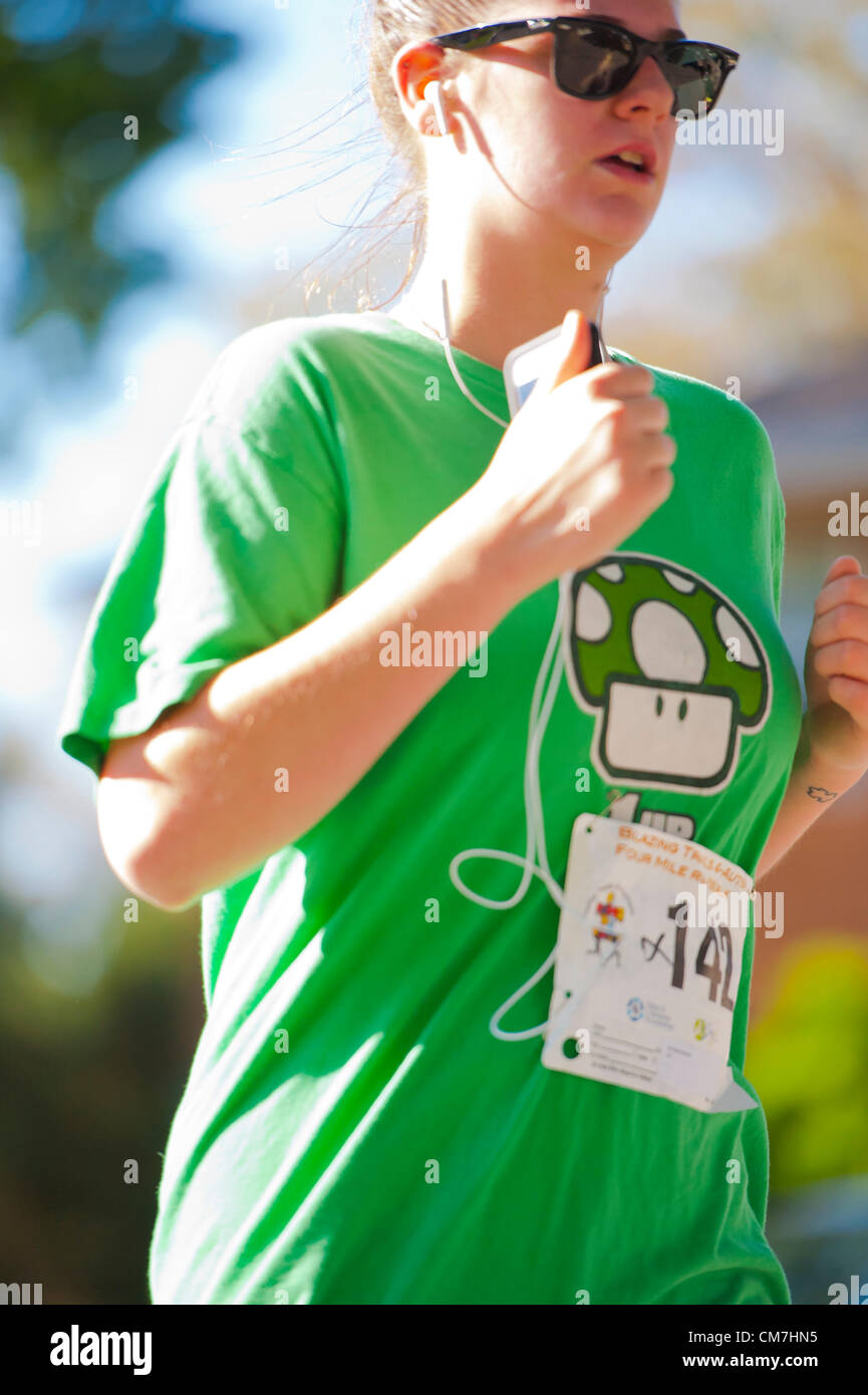 Oct. 21, 2012 - Merrick, New York, U.S. - Runner passes the 3 mile mark ...