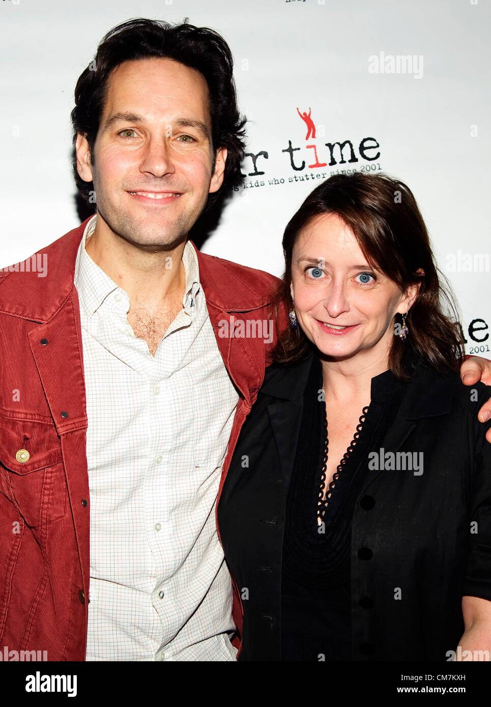 Rachel Dratch, Paul Rudd in attendance for All Star Bowling Event to ...