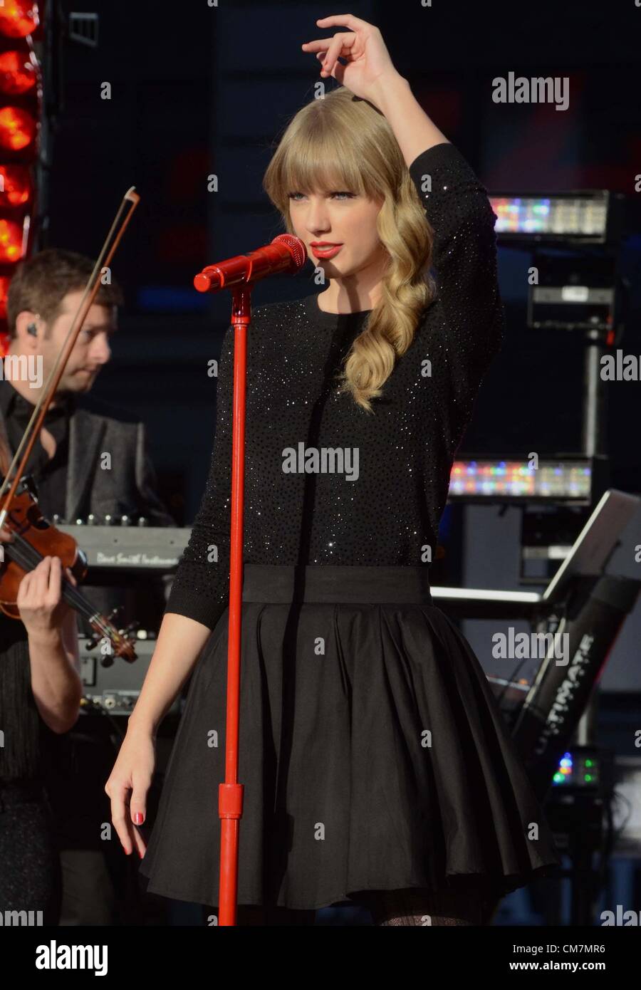 Taylor swift 2012 new york hi-res stock photography and images - Alamy