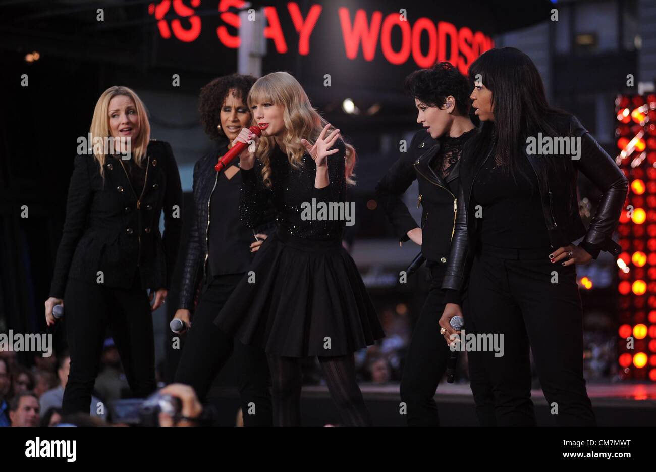 Taylor Swift on stage for Good Morning America (GMA) Concert with ...
