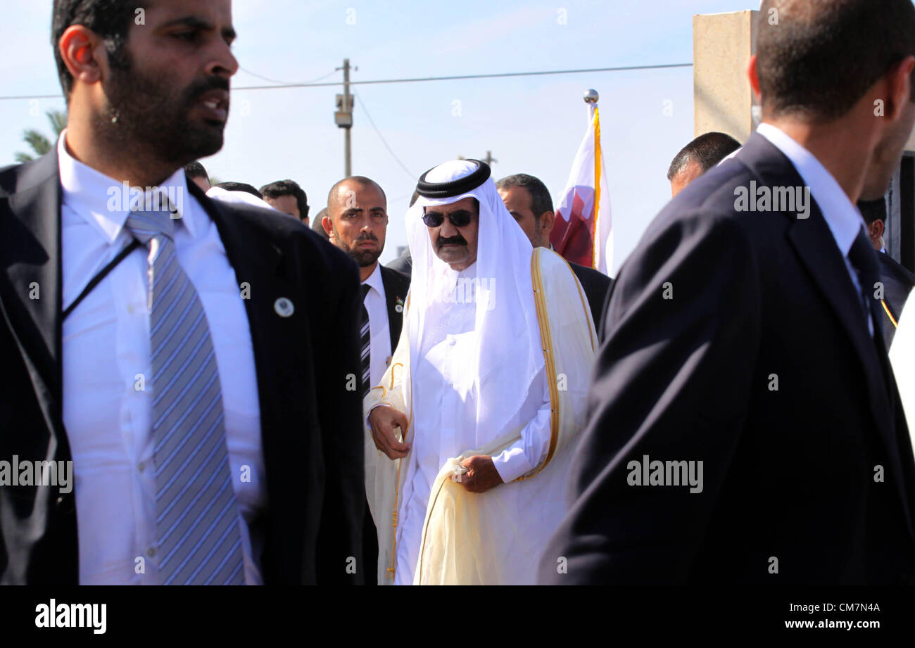 Oct. 23, 2012 - Rafah, Gaza Strip - Qatari Emir Sheikh HAMAD BIN ...