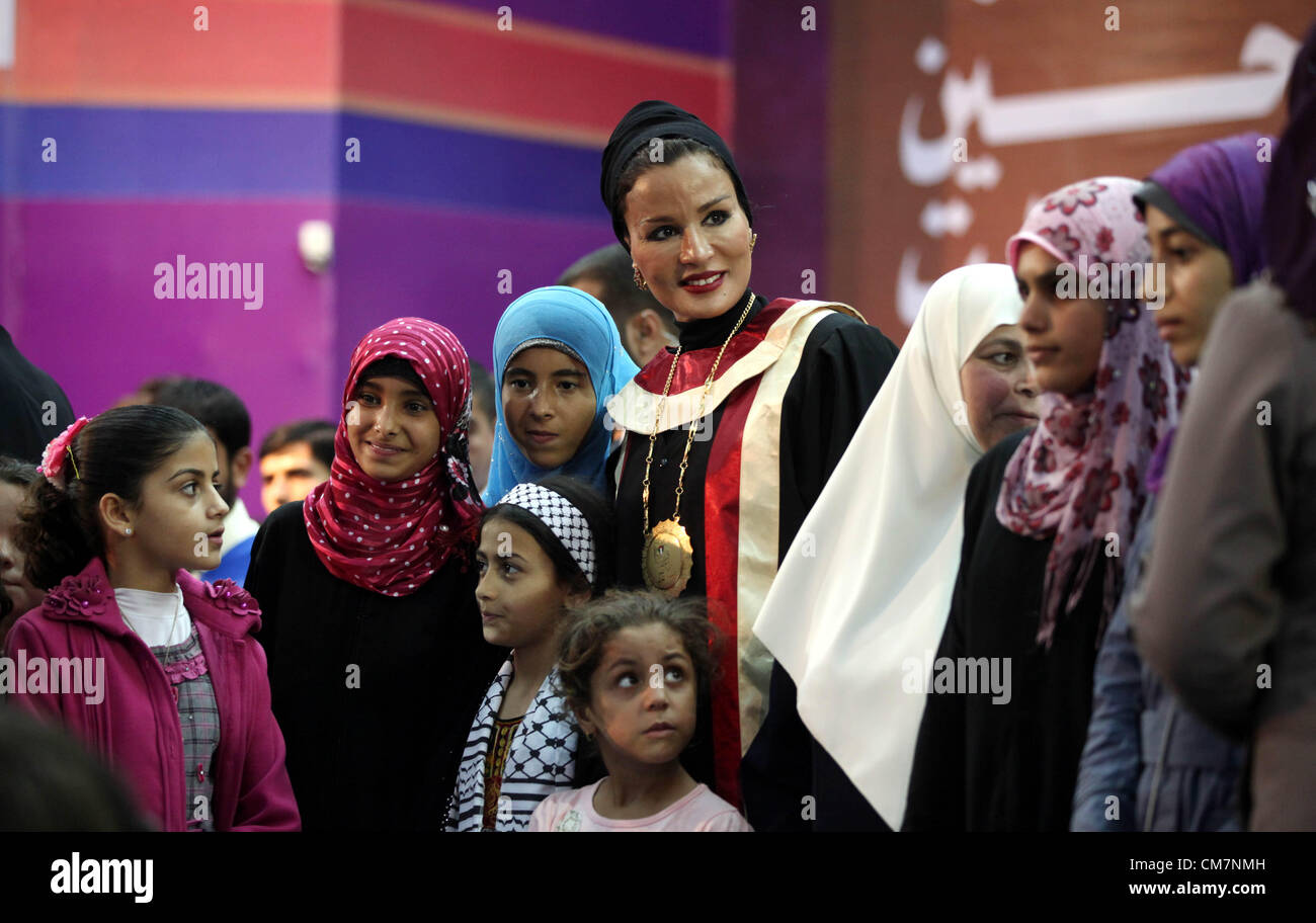 Oct. 23, 2012 - Gaza City, Gaza Strip, Palestinian Territory - Qatar's ...