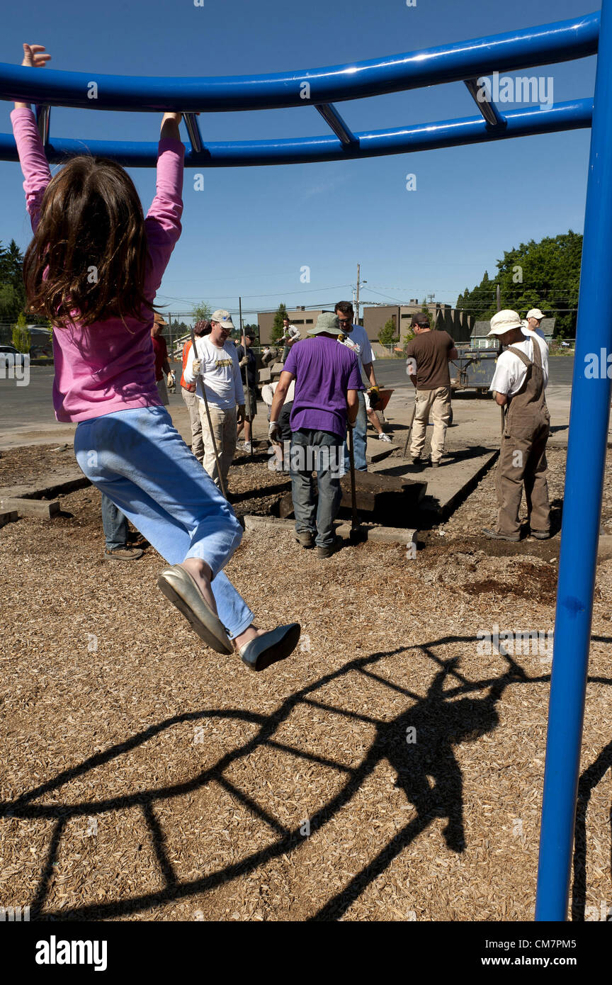 Overhead swings hi-res stock photography and images - Alamy