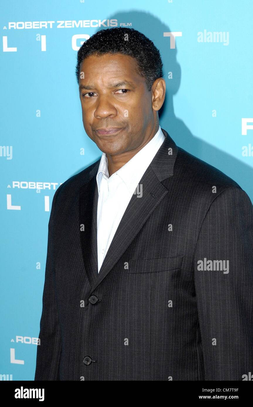 Los Angeles, USA. 23rd October 2012. Denzel Washington at arrivals for FLIGHT Premiere, Arclight ...