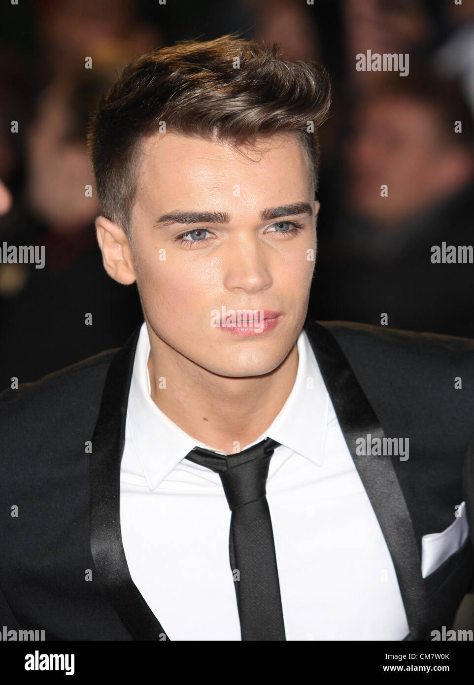 JOSH CUTHBERT SKYFALL.THE ROYAL WORLD PREMIERE LONDON ENGLAND UK 23 ...