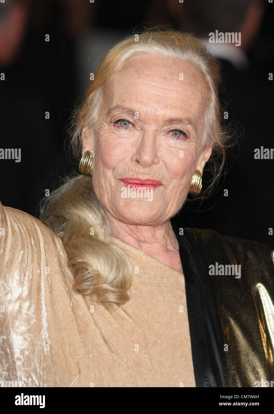 Shirley eaton actress hi-res stock photography and images - Alamy