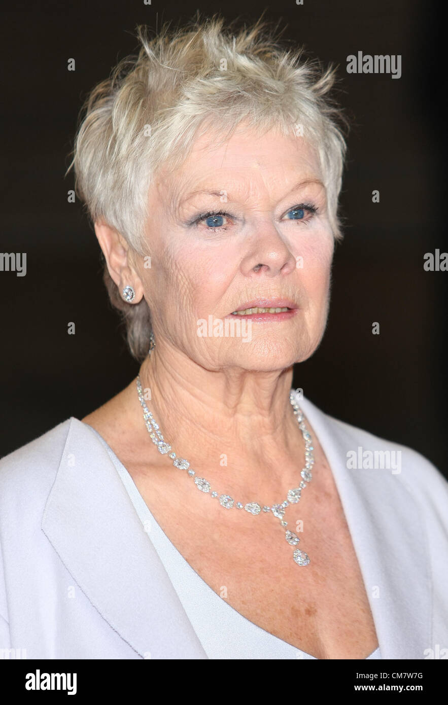 JUDI DENCH SKYFALL.THE ROYAL WORLD PREMIERE LONDON ENGLAND UK 23 ...