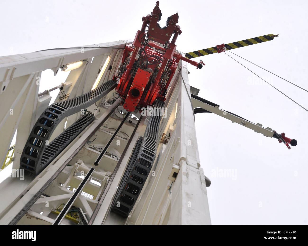 Huisman Equipment is finishing a drilling rig for the company Innodrill ...