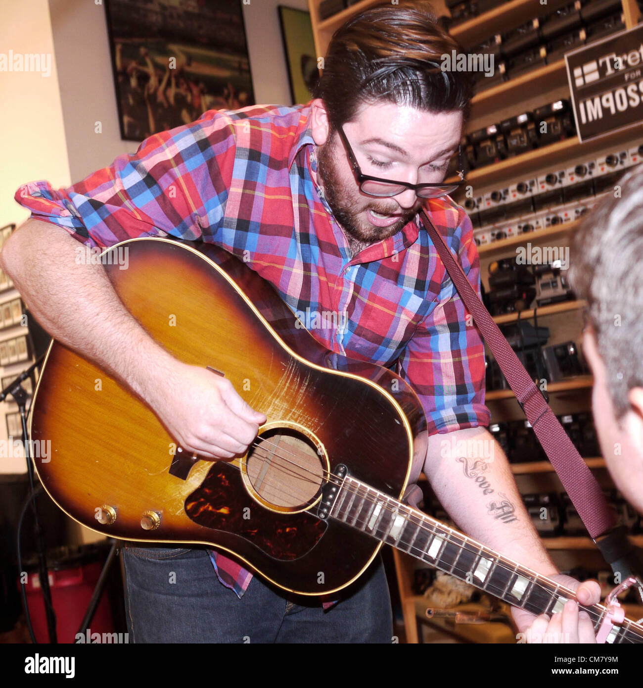 Indie rockers hi-res stock photography and images - Alamy