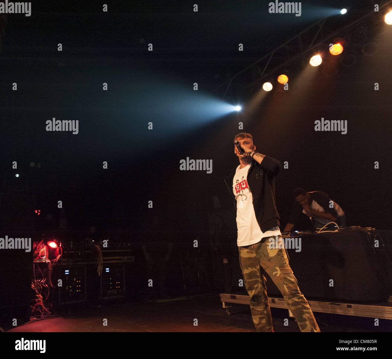 Oct. 24, 2012 - Philadelphia, Pennsylvania, U.S - MGK, (Machine Gun ...