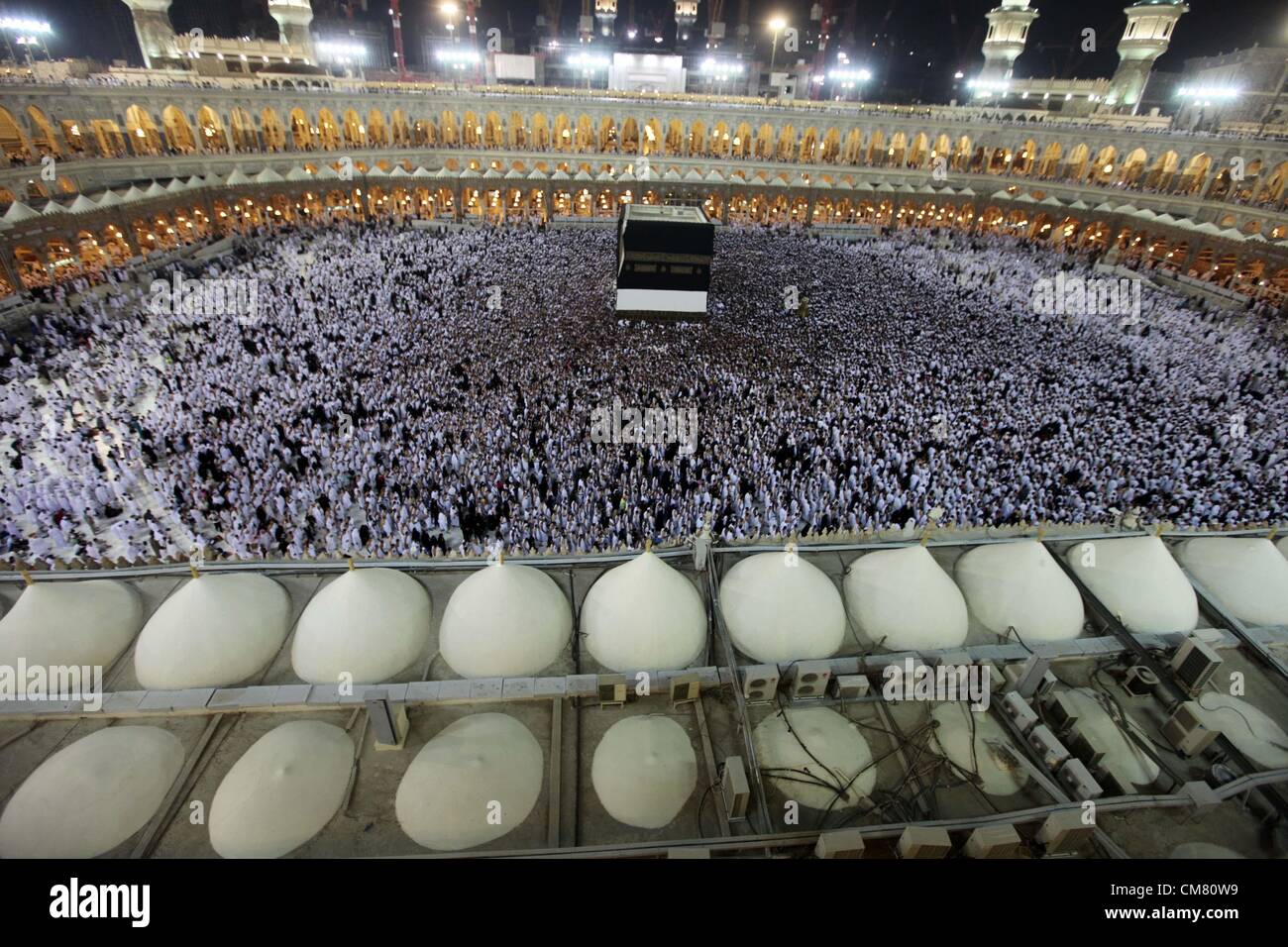 Oct. 24, 2012 - Mecca, Mecca, Saudi Arabia - Muslim pilgrims circle the ...