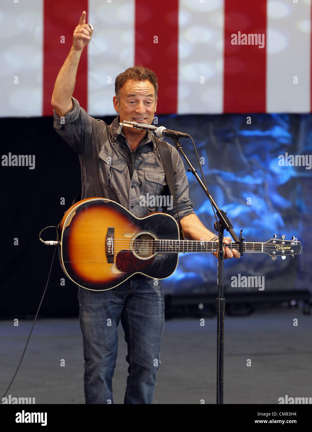 Oct. 23, 2012 - Charlottesville, Va, USA - Rock legend Bruce ...