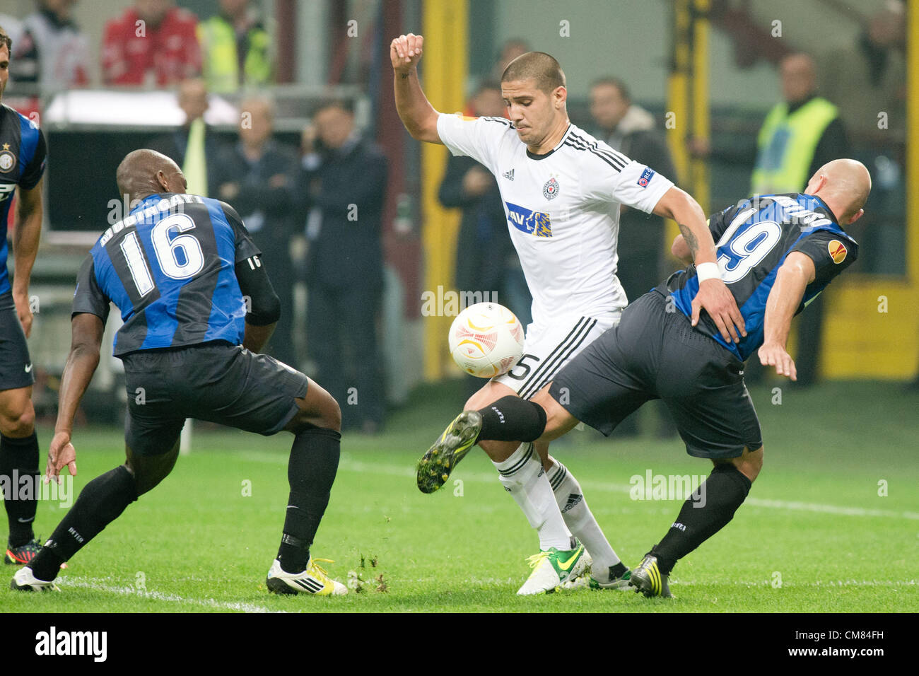 Milan, Italy. (L-R) Gaby Mudingayi (Inter), Aleksandar Mitrovic ...