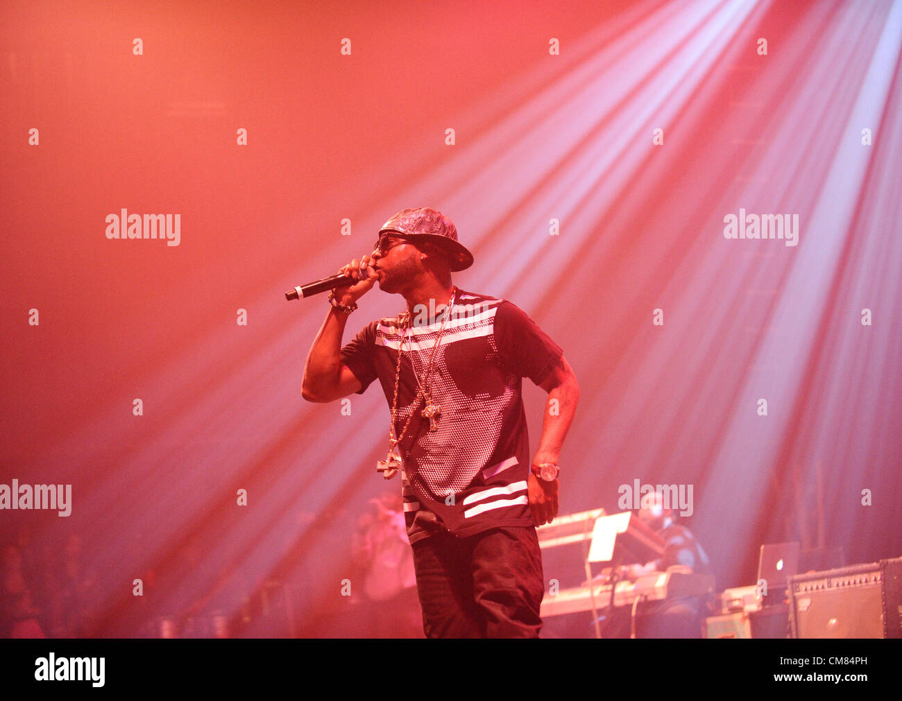 Oct. 25, 2012 - Philadelphia, Pennsylvania, U.S - R&B singer, BRIAN ...