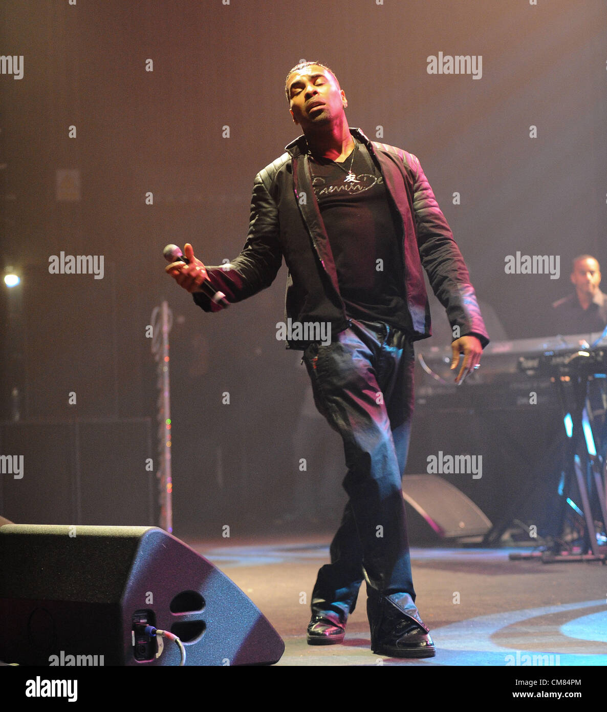 Oct. 25, 2012 - Philadelphia, Pennsylvania, U.S - R&B singer, GINUWINE ...