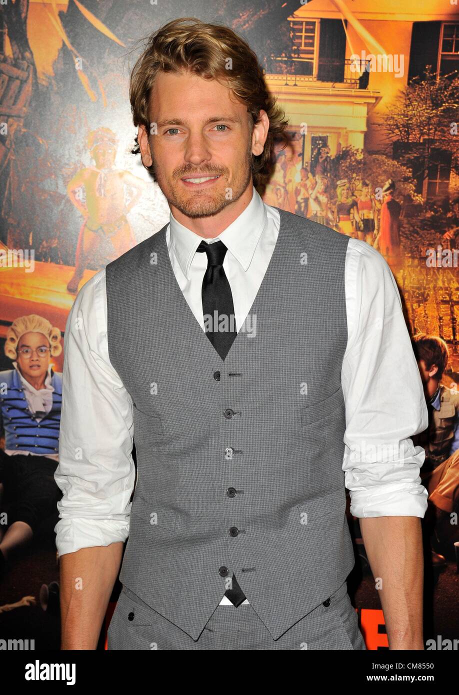 Los Angeles, USA. 25th October 2012. Josh Pence at arrivals for FUN ...