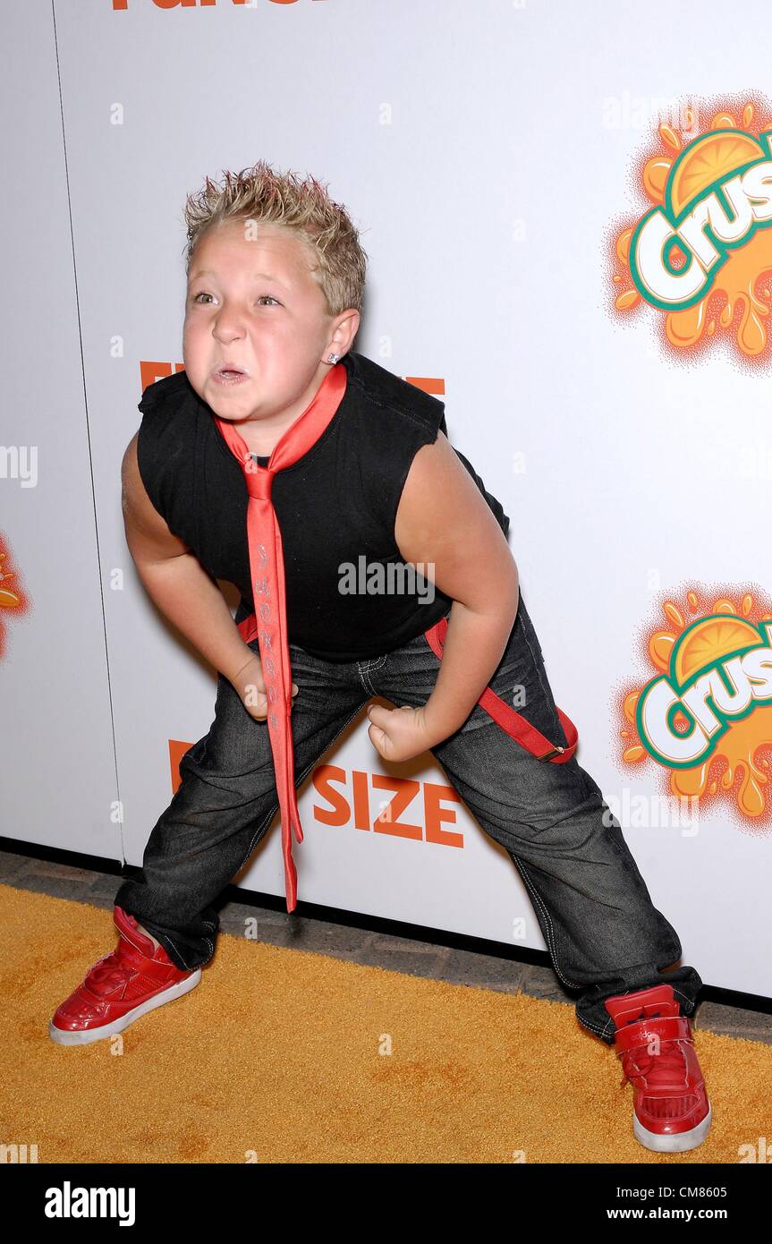 Los Angeles, USA. 25th October 2012. Jackson Nicoll at arrivals for FUN ...