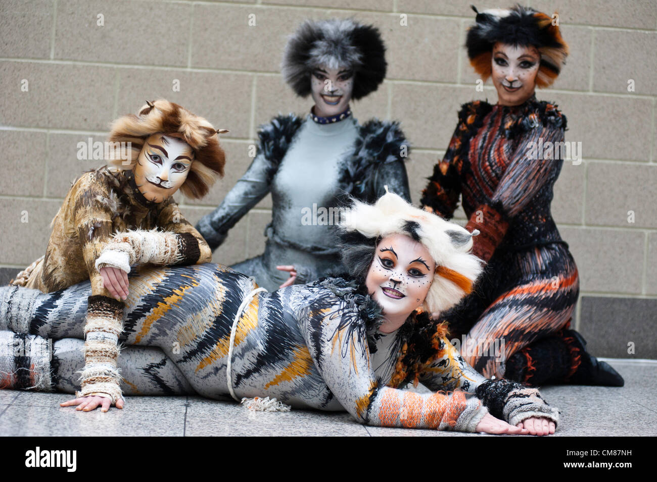 Cosplay group hi-res stock photography and images - Alamy