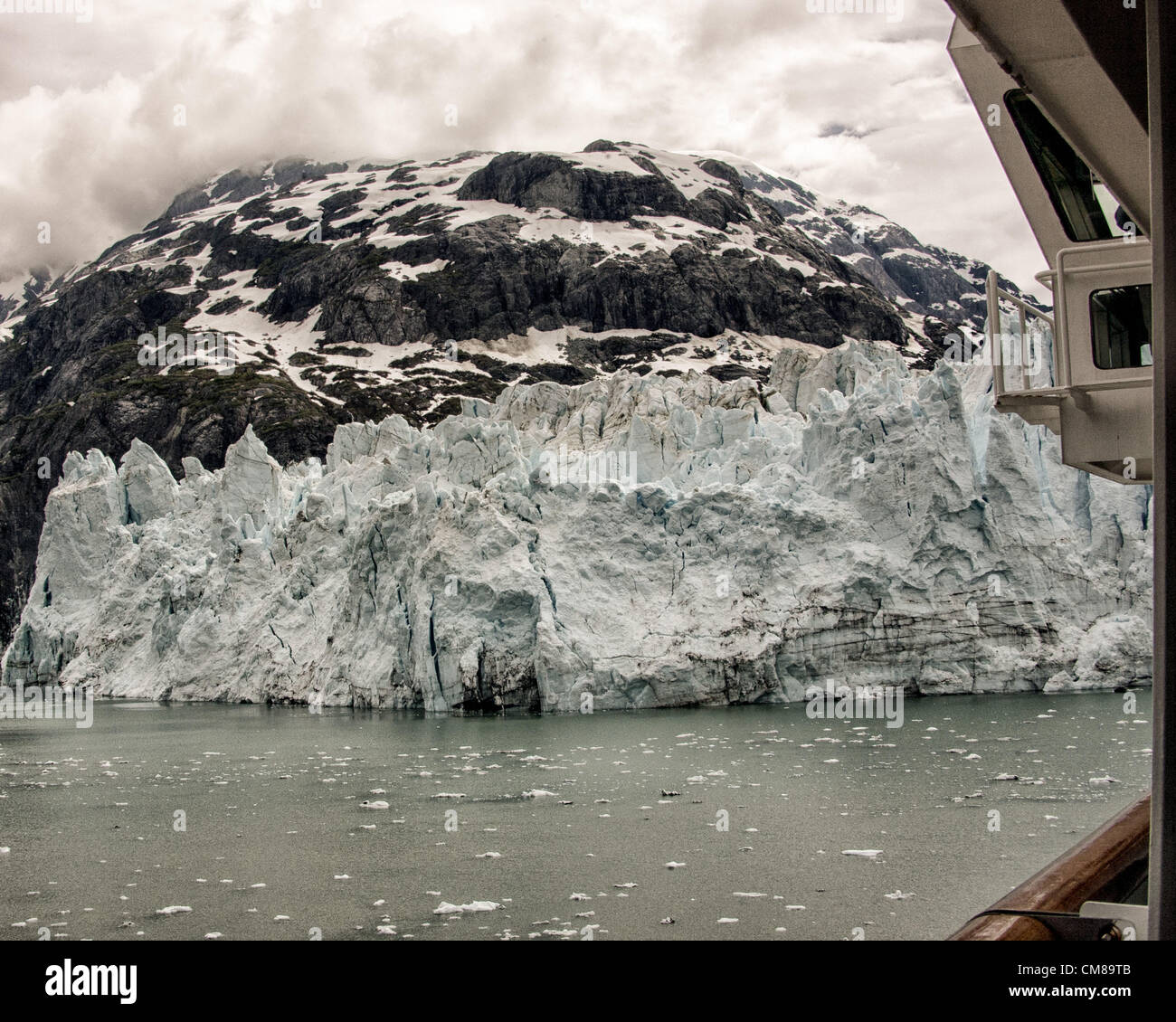 160 m wide hi-res stock photography and images - Alamy