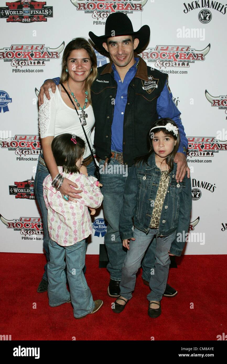 Nunes family professional bull rider hi-res stock photography and ...