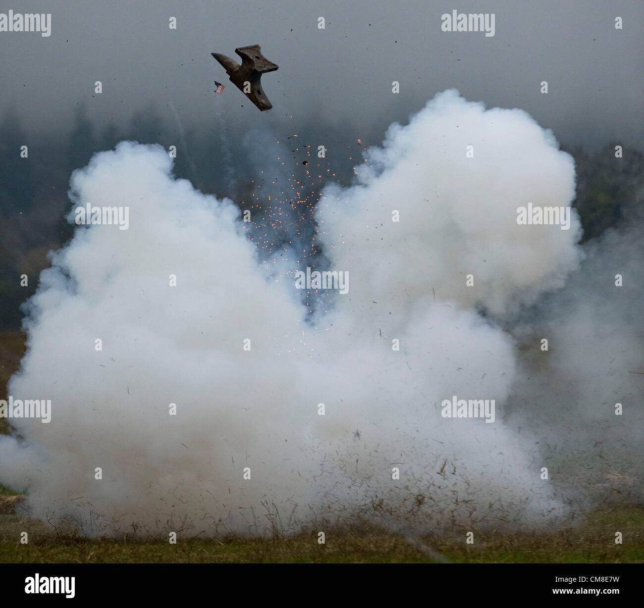Blasting powder hi-res stock photography and images - Alamy