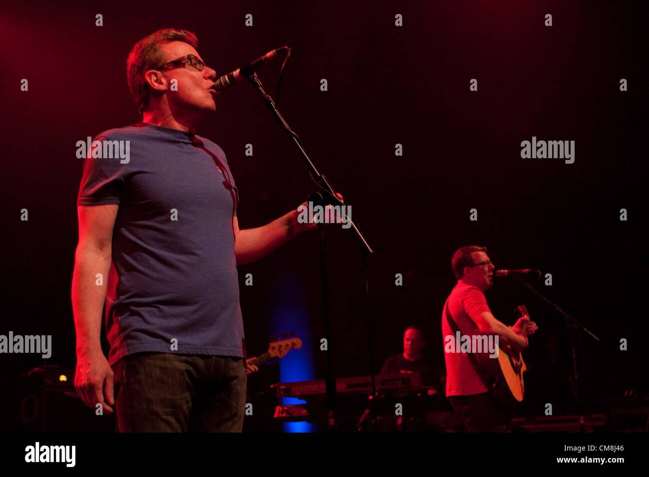 Craig reid proclaimers hi-res stock photography and images - Alamy