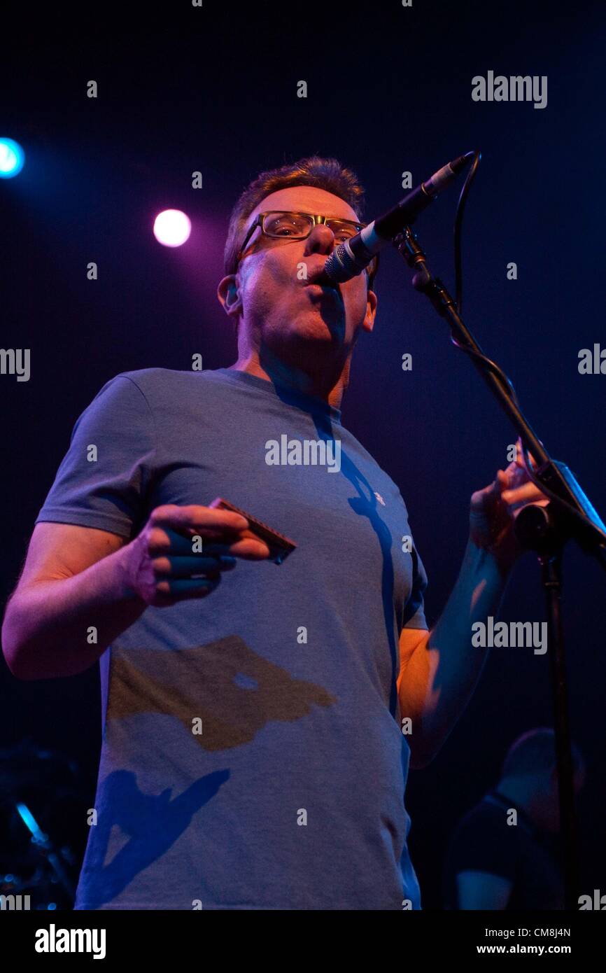 Craig reid proclaimers hi-res stock photography and images - Alamy