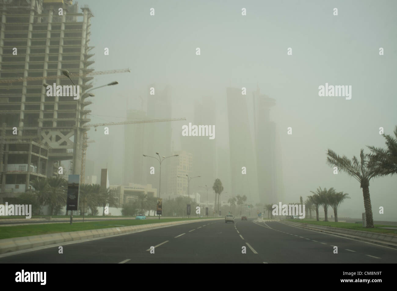 Doha qatar dust storm hi-res stock photography and images - Alamy