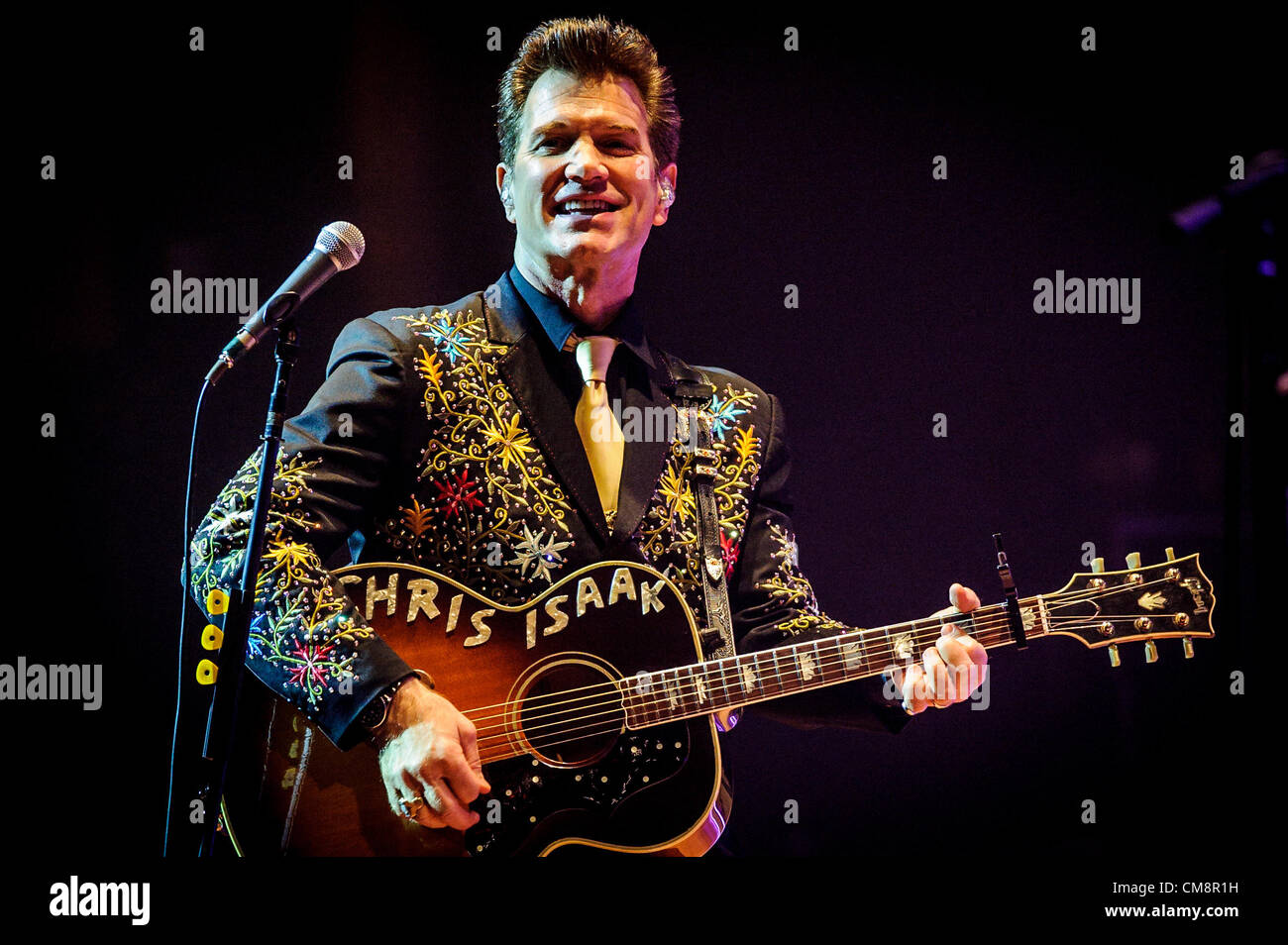 American singer chris isaak hi-res stock photography and images - Alamy