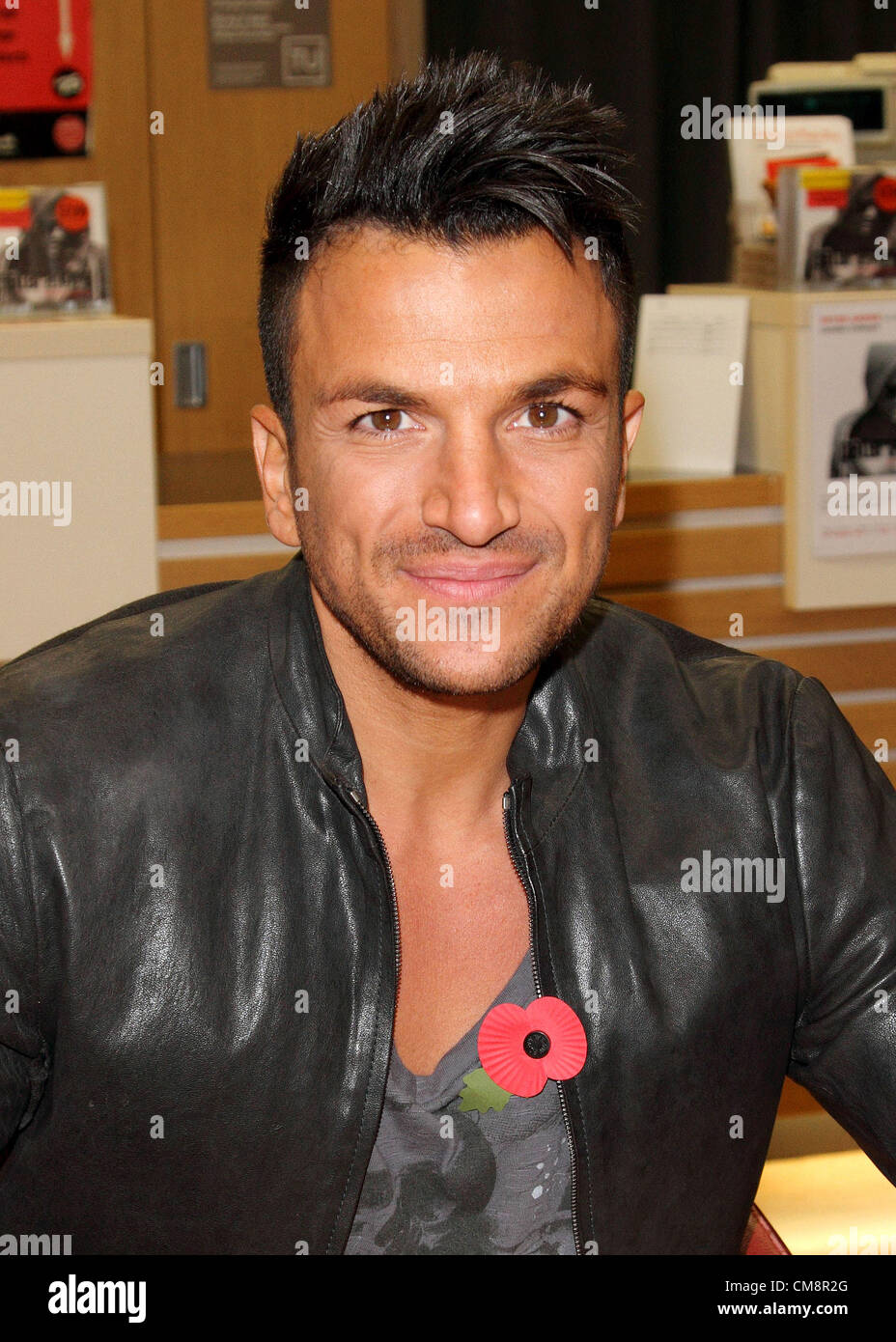 Peter Andre meets fans and signs copies of his new album 'Angels ...