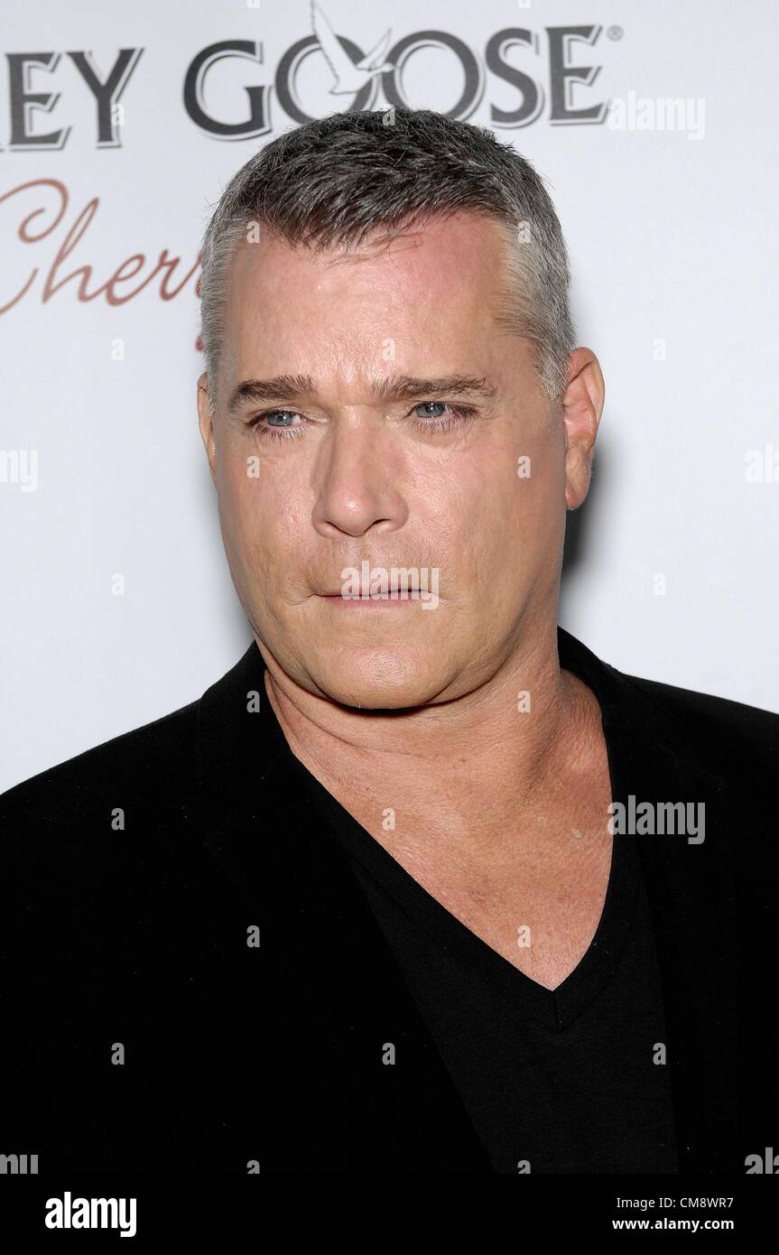 Los Angeles, USA. 29th October 2012. Ray Liotta at arrivals for THE ...