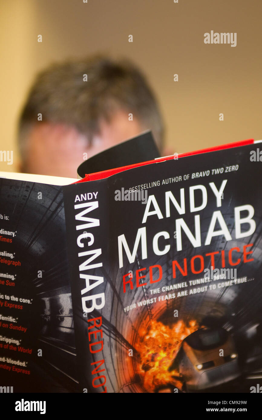 Andy mcnab hi-res stock photography and images - Alamy