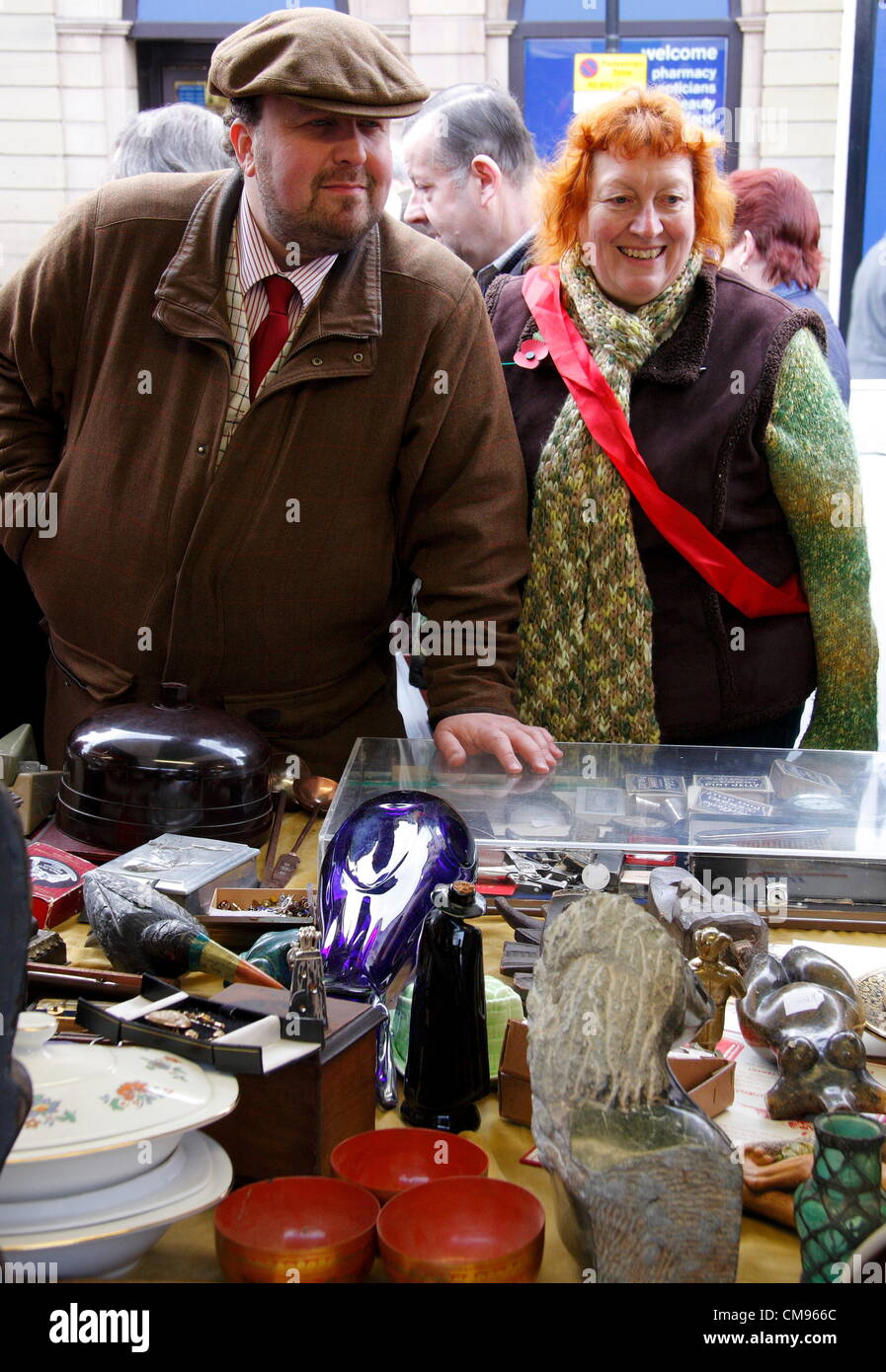 TV antiques expert hunts for bargains with Cllr. Shirley Niblock for a ... TV antiques expert hunts for bargains with Cllr. Shirley Niblock for a ...
