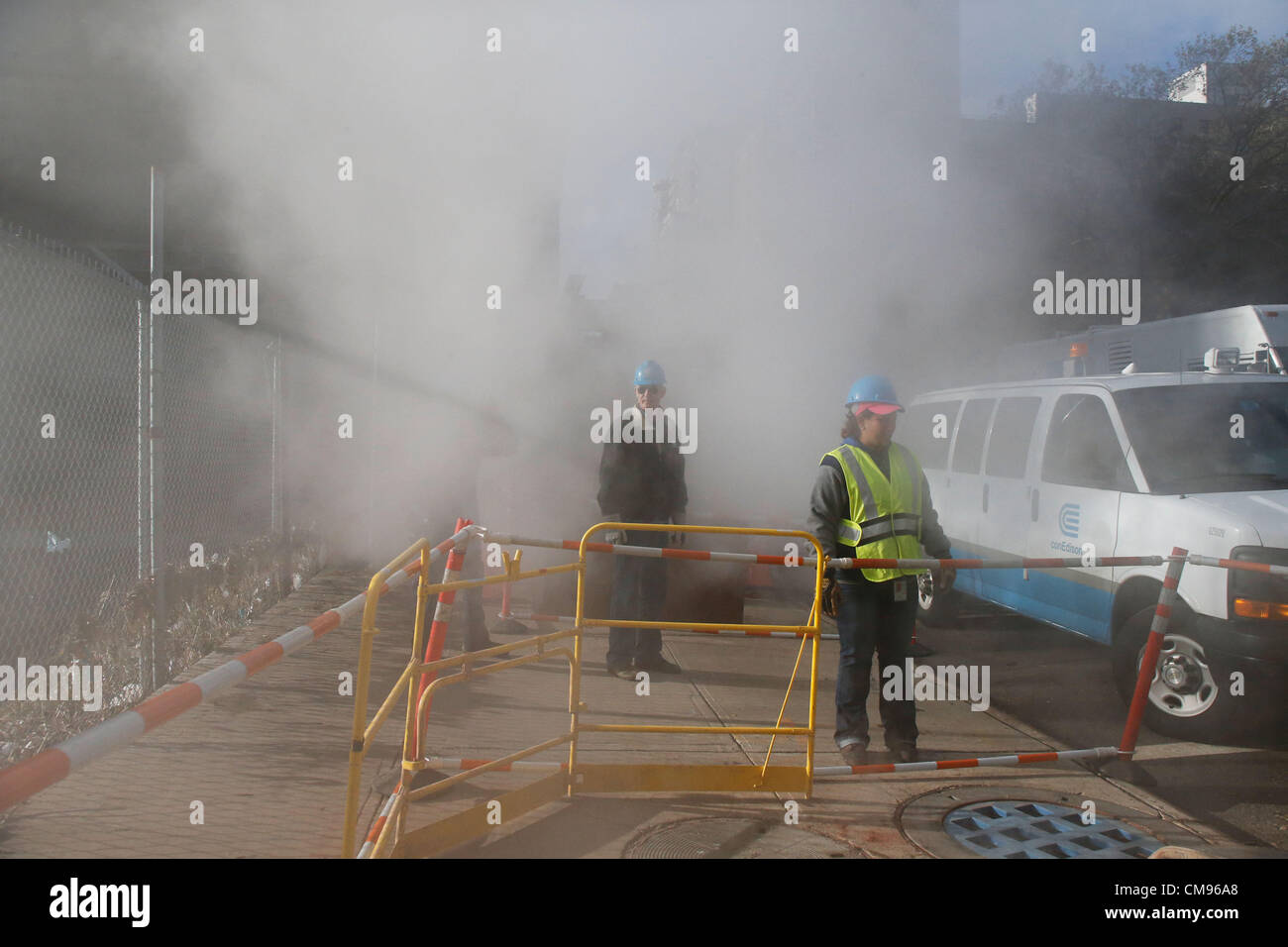 October,31st, New York, NY, USA : Con Edison workers work on a steam ...