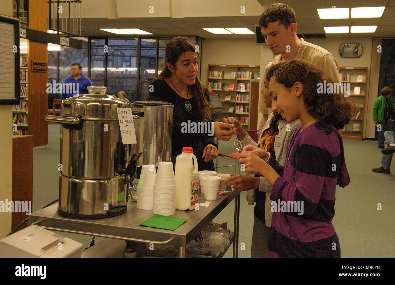 1 November 2012 Hurricane Sandy Day 4 : With much of the US East Coast ...