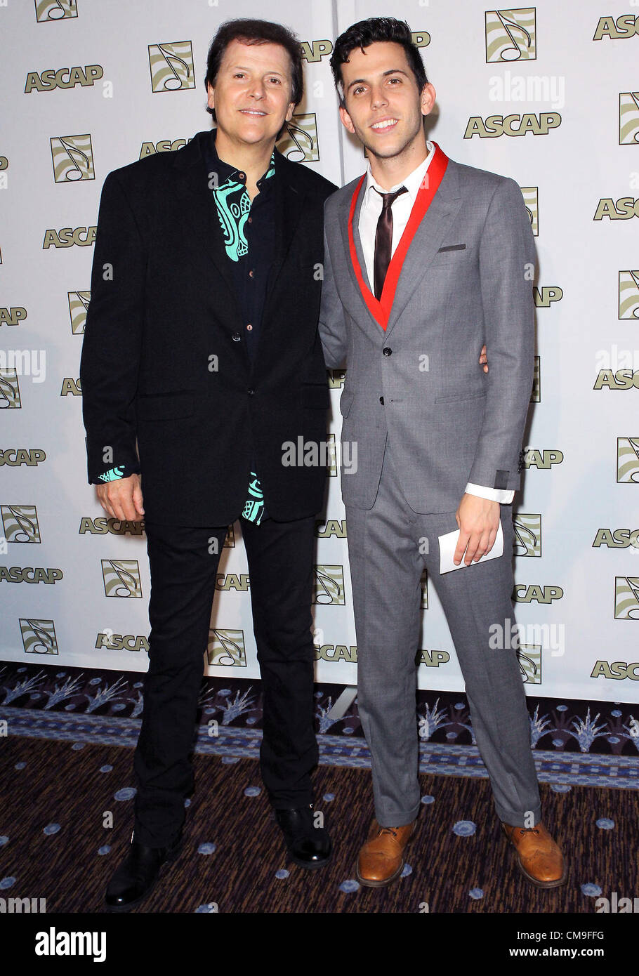 Trevor rabin hi-res stock photography and images - Alamy