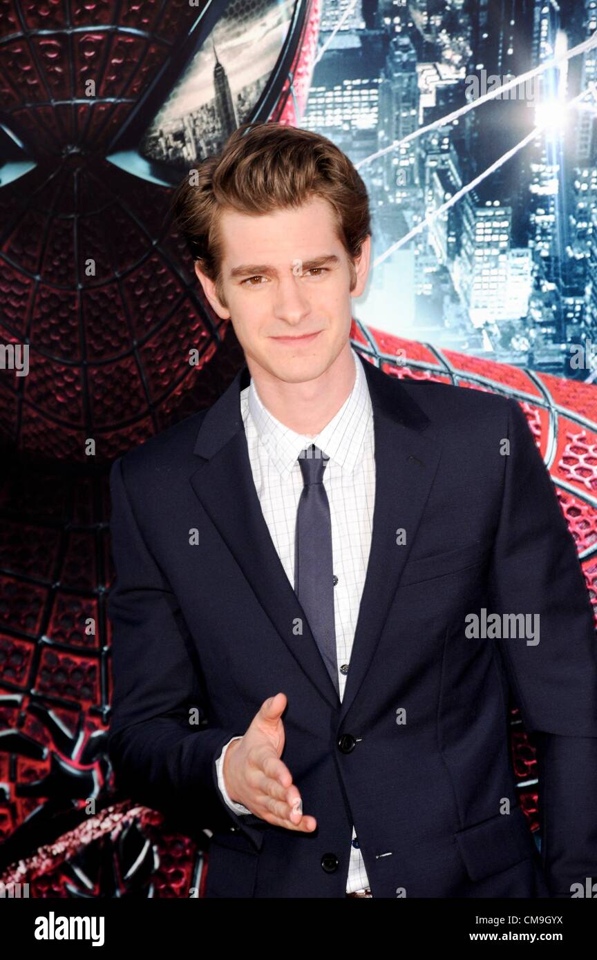 Andrew Garfield at arrivals for THE AMAZING SPIDER-MAN Premiere ...