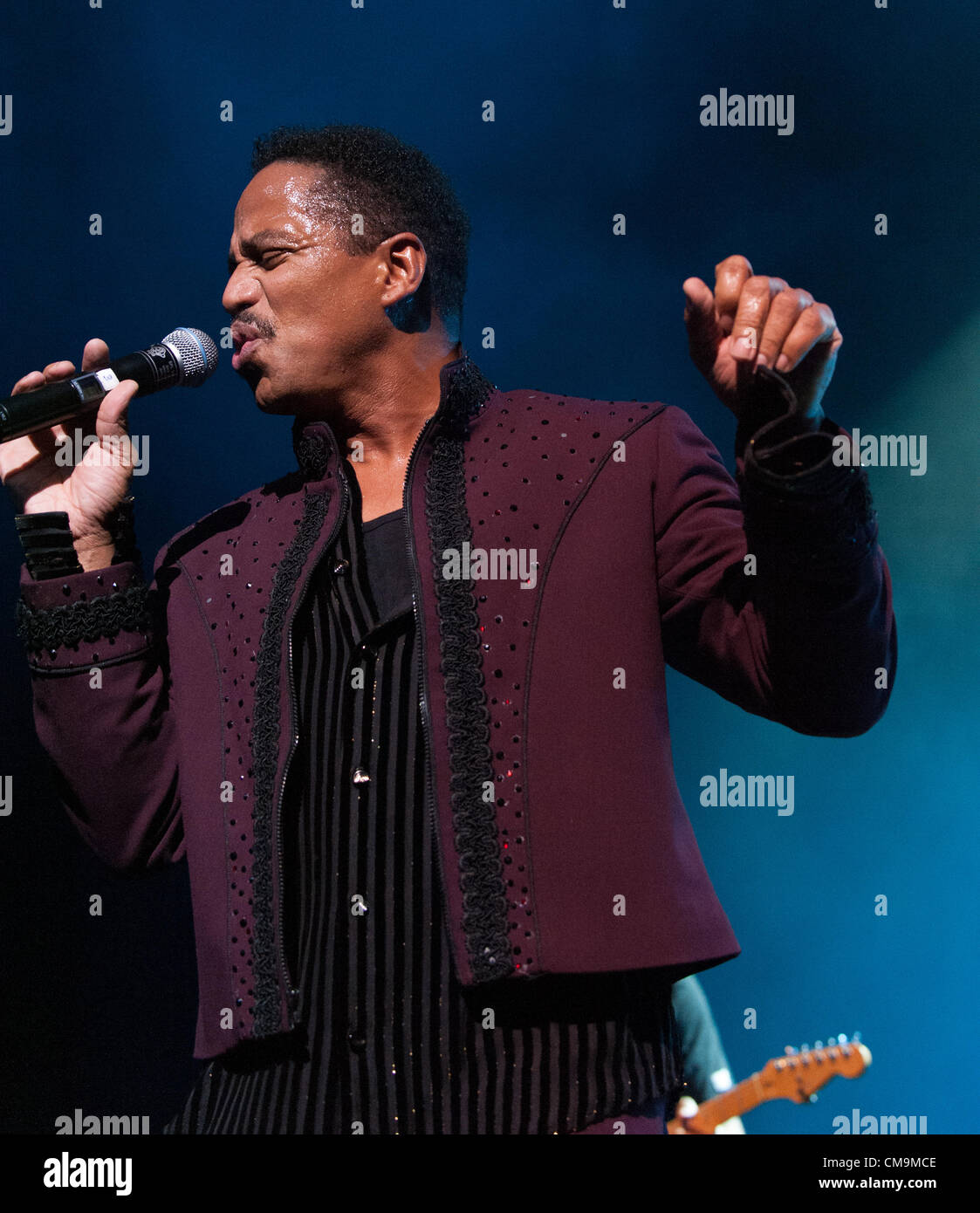 Marlon jackson hi-res stock photography and images - Alamy