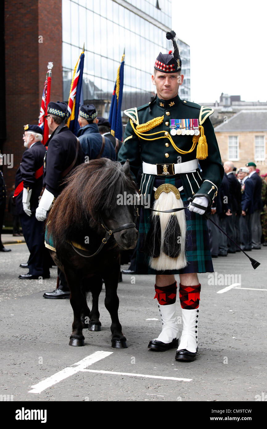 Military mascot hi-res stock photography and images - Alamy